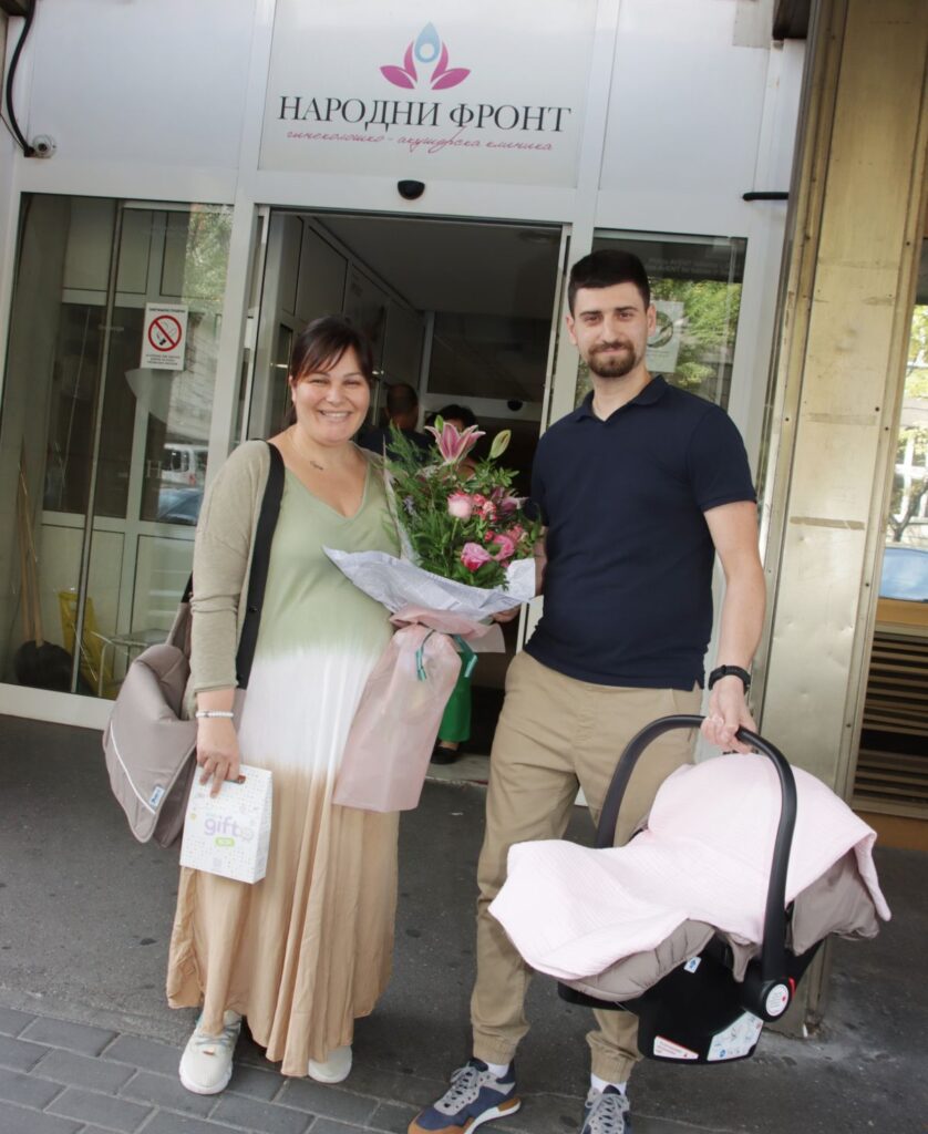 Ćerka Zorice Brunclik izašla iz porodilišta